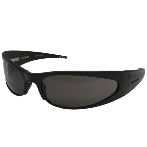 バレンシアガ BALENCIAGAサングラス BB0290S【ランク】「中古品・比較的綺麗な商品」【詳細説明】バレンシアガのサングラス BB0290Sです。【M/L/U】メンズ【表記サイズ】77口20 115【詳細サイズ】フレーム幅：約16...