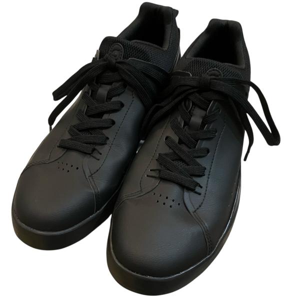 オン On「THE ROGER Advantage mens」 スニーカー 3MD10640485【ランク】「中古品・比較的綺麗な商品」【詳細説明】オンの「THE ROGER Advantage mens」 スニーカー 3MD1064048...