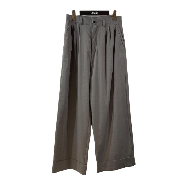 アール RLスラックス VB SEMI WIDE TUCK SLACKS【ランク】「中古品・比較的綺麗な商品」【詳細説明】アールのスラックス VB SEMI WIDE TUCK SLACKSです。【M/L/U】メンズ【表記サイズ】フリーサイ...