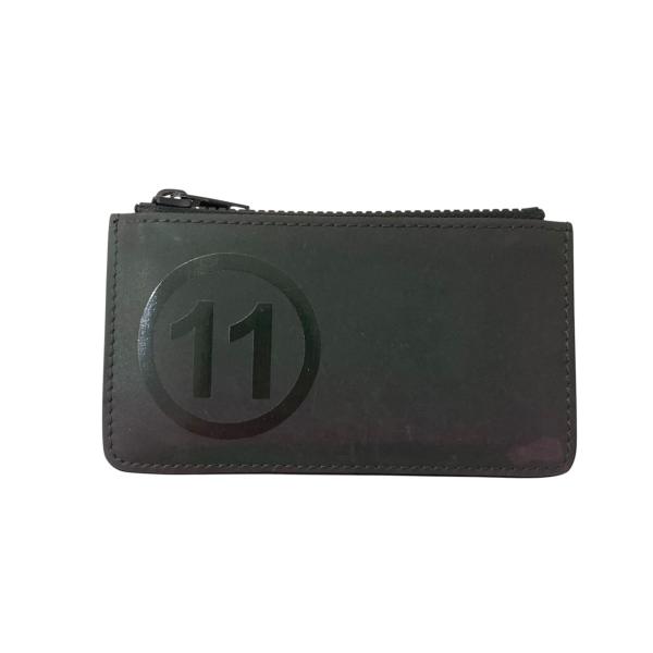 メゾンマルジェラ Maison Margielaカードケース S55UA0023【ランク】「中古品・比較的綺麗な商品」【詳細説明】メゾンマルジェラのカードケース S55UA0023です。【M/L/U】ユニセックス【詳細サイズ】縦幅：約7ｃｍ...