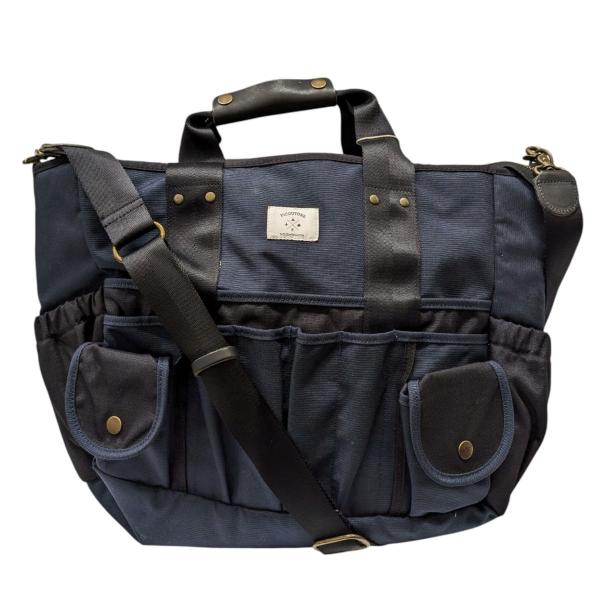 フィクチュール FICOUTUREトートバッグ F-1601-01F【ランク】「中古品・比較的綺麗な商品」【詳細説明】フィクチュールのトートバッグ F-1601-01Fです。【M/L/U】メンズ【詳細サイズ】縦幅：約36ｃｍ横幅：約52ｃｍ...