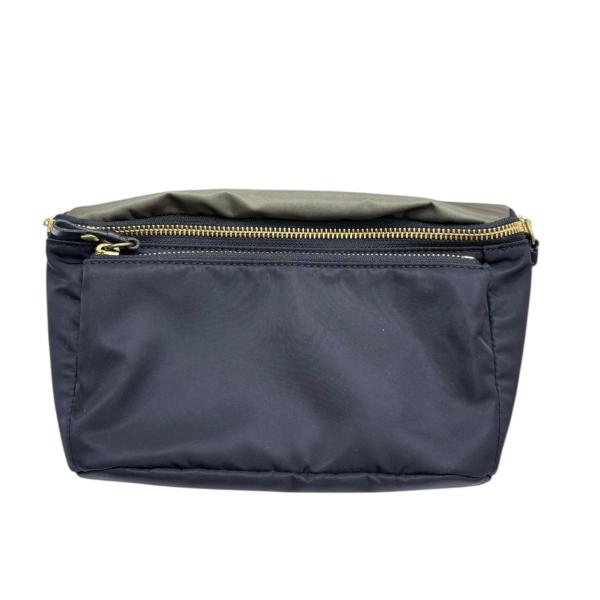 コーネリアンタウラス バイ ダイスケ イワナガ cornelian taurus by daisuke iwanagaウエストバッグ【ランク】「中古品・比較的綺麗な商品」【詳細説明】コーネリアンタウラス バイ ダイスケ イワナガのウエストバ...