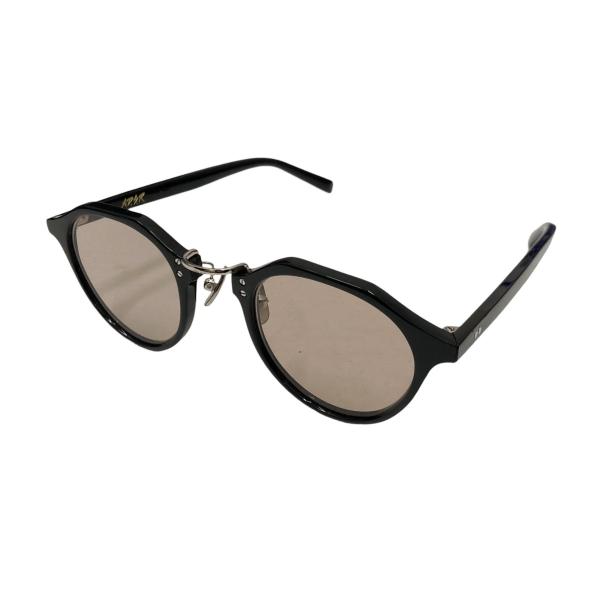 エーディーエスアール A．D．S．R．サングラス SATCHMO 01【ランク】「中古品・比較的綺麗な商品」【詳細説明】エーディーエスアールのサングラス SATCHMO 01です。【M/L/U】メンズ【詳細サイズ】フレーム幅：約13．5ｃｍ...