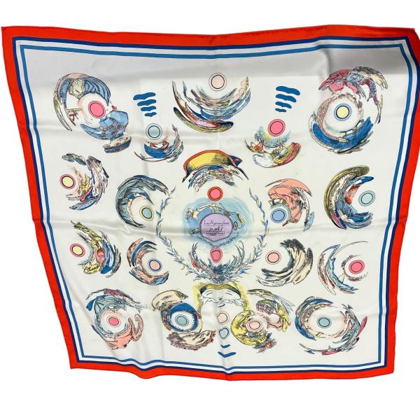 エルメス HERMESAnamorphoses カレ70【ランク】「中古品・比較的綺麗な商品」【詳細説明】エルメスのAnamorphoses カレ70です。【M/L/U】レディース【詳細サイズ】縦幅：約66ｃｍ横幅：約66ｃｍ【付属品】箱【...