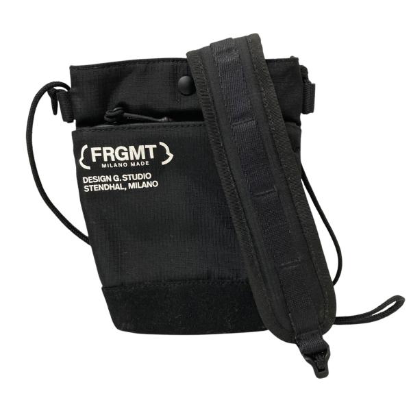 モンクレール×フラグメントデザイン MONCLER×FRAGMENT DESIGNショルダーバッグ H209U5I00001【ランク】「中古品・比較的綺麗な商品」【詳細説明】モンクレール×フラグメントデザインのショルダーバッグ H209U5...