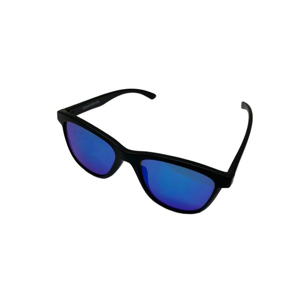 オークリー OAKLEYMoonlighter サングラス OO9320-11【ランク】「中古品・比較的綺麗な商品」【詳細説明】オークリーのMoonlighter サングラス OO9320-11です。【M/L/U】メンズ【詳細サイズ】フレー...