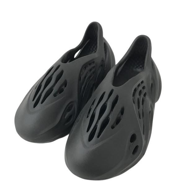 アディダスオリジナルスバイカニエウエスト adidas Originals by KANYE WESTYZY FOAM RNR サンダル HP8739【ランク】「中古品・比較的綺麗な商品」【詳細説明】アディダスオリジナルスバイカニエウエスト...