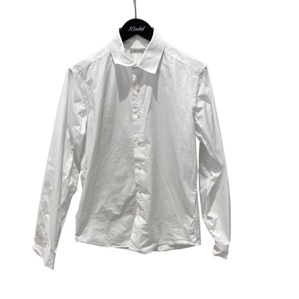 ヴァレンチノ VALENTINO長袖シャツ 7VDADA400DY【ランク】「中古品・汚れ、ダメージのある商品」【詳細説明】ヴァレンチノの長袖シャツ 7VDADA400DYです。【M/L/U】レディース【表記サイズ】39【詳細サイズ】着丈：...
