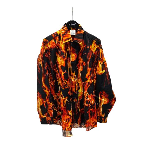 ヴェトモン VETEMENTS22SS FIRE SHIRT 長袖シャツ UE54SH360F【ランク】「新古品・タグ付きや未使用に近いUSED品」【詳細説明】ヴェトモンの22SS FIRE SHIRT 長袖シャツ UE54SH360Fです...