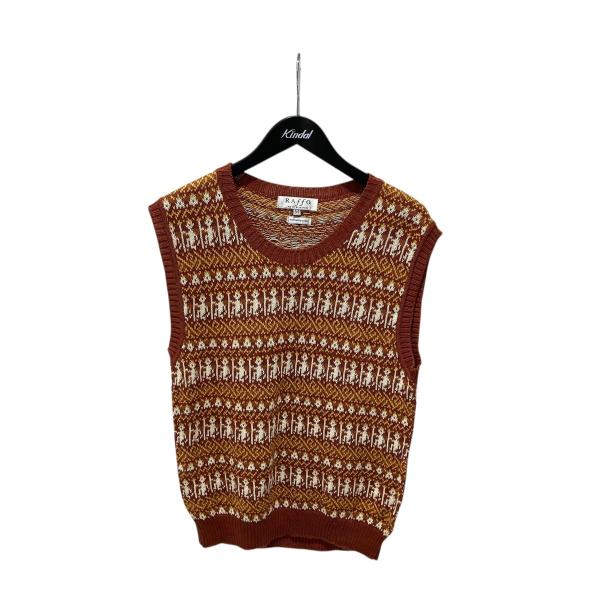 ラッファ モリーナ×ビームスエフ Raffa MOLINA×BEAMS fニットベスト【ランク】「中古品・比較的綺麗な商品」【詳細説明】ラッファ モリーナ×ビームスエフのニットベストです。【M/L/U】メンズ【表記サイズ】M【詳細サイズ】着...