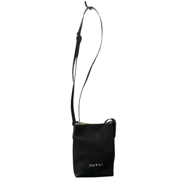 マルニ MARNI25SS 保存袋 MUSEO MENDING CROSSBODY ショルダーバッグ【ランク】「新古品・タグ付きや未使用に近いUSED品」【詳細説明】マルニの25SS 保存袋 MUSEO MENDING CROSSBODY ...