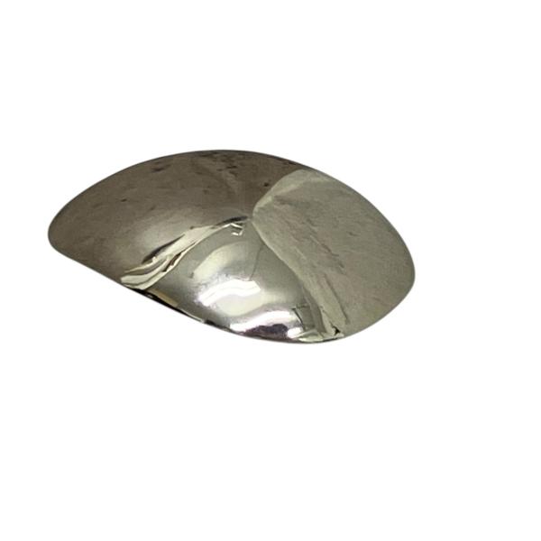 シャルロットシェネ Charlotte Chesnaisヘアークリップ【ランク】「中古品・比較的綺麗な商品」【詳細説明】シャルロットシェネのヘアークリップです。【M/L/U】レディース【表記サイズ】-【詳細サイズ】縦幅：約8．0ｃｍ横幅：約...