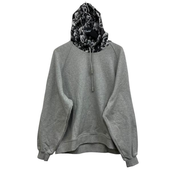 スンネイ SUNNEIプルオーバーパーカー【ランク】「新古品・タグ付きや未使用に近いUSED品」【詳細説明】スンネイのプルオーバーパーカーです。【M/L/U】メンズ【表記サイズ】M【詳細サイズ】着丈：約64ｃｍ肩幅：約60ｃｍ袖丈：約58ｃ...