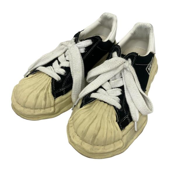 メゾンミハラヤスヒロ Maison MIHARA YASUHIROローカットスニーカー【ランク】「中古品・比較的綺麗な商品」【詳細説明】メゾンミハラヤスヒロの ローカットスニーカー です。【M/L/U】メンズ【表記サイズ】41(25.5-2...