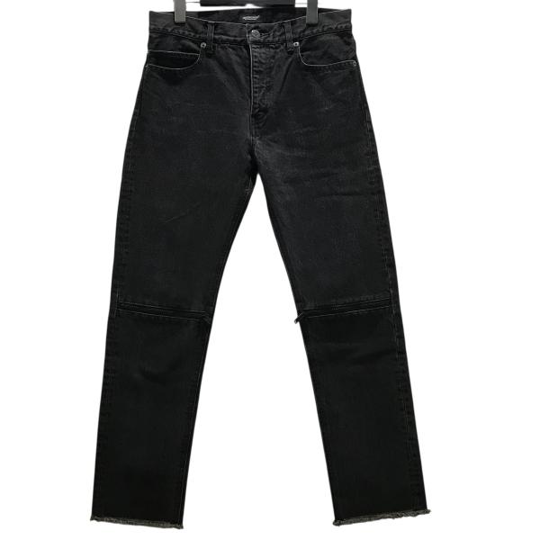 アンダーカバー UNDERCOVERニーZIPスリムデニム UC1C4503【ランク】「中古品・比較的綺麗な商品」【詳細説明】アンダーカバーのニーZIPスリムデニム UC1C4503です。【M/L/U】メンズ【表記サイズ】1【詳細サイズ】ウ...