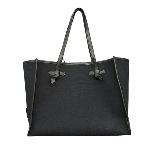 ジャンニキアリーニ GIANNI CHIARINIMARCELLA トートバッグ【ランク】「中古品・比較的綺麗な商品」【詳細説明】ジャンニキアリーニのMARCELLA トートバッグです。【M/L/U】レディース【詳細サイズ】縦幅：約30ｃｍ...