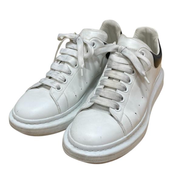 アレキサンダーマックイーン ALEXANDER McQUEENローカットスニーカー 553680【ランク】「中古品・汚れ、ダメージのある商品」【詳細説明】アレキサンダーマックイーンのローカットスニーカー 553680です。【M/L/U】メン...