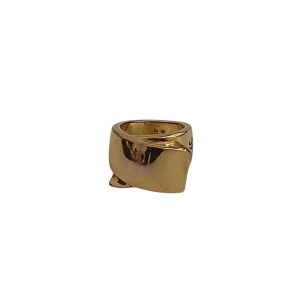 シーエックスシー CXCリング R0069ORO【ランク】「中古品・比較的綺麗な商品」【詳細説明】シーエックスシーのリング R0069OROです。【M/L/U】メンズ【表記サイズ】16号【詳細サイズ】16号【付属品】なし【ダメージ】擦れ傷が...