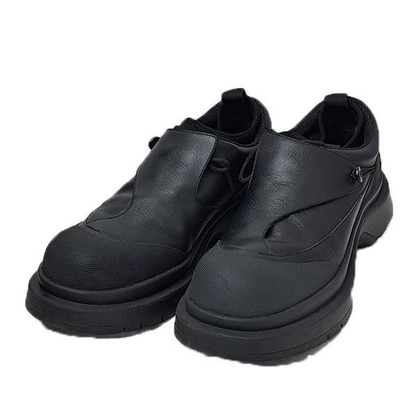 コモンディバイザー COMMON DIVISORTHE SVARTA Boots レザースニーカー【ランク】「中古品・比較的綺麗な商品」【詳細説明】コモンディバイザーのTHE SVARTA Boots レザースニーカーです。【M/L/U】メ...