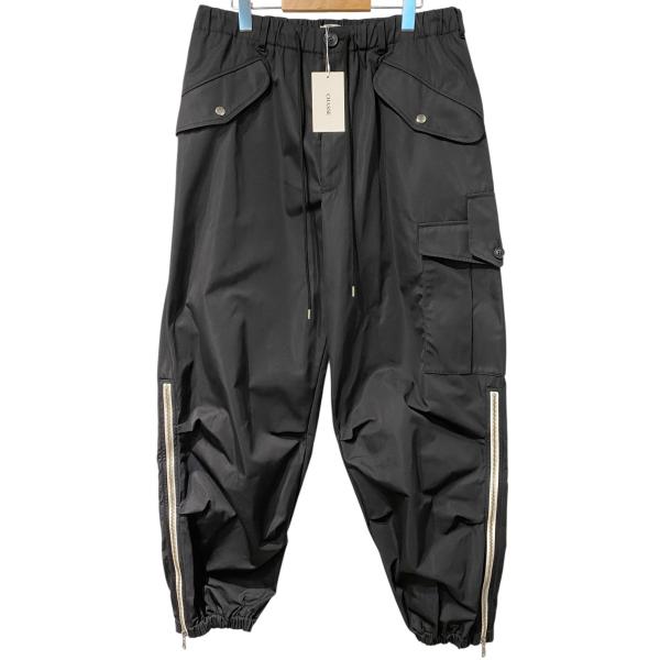 チェイス CHASSE25AW CARGO-WRN サイドZIPポリカーゴイージーパンツ【ランク】「新古品・タグ付きや未使用に近いUSED品」【詳細説明】チェイスの25AW CARGO-WRN サイドZIPポリカーゴイージーパンツです。【M...