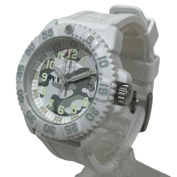 ルミノックス LUMINOX腕時計 NAVY SEAL COLORMARK 3050 SERIES　Ref．3057．CAMO【ランク】「中古品・比較的綺麗な商品」【詳細説明】ルミノックスの腕時計 NAVY SEAL COLORMARK 3...