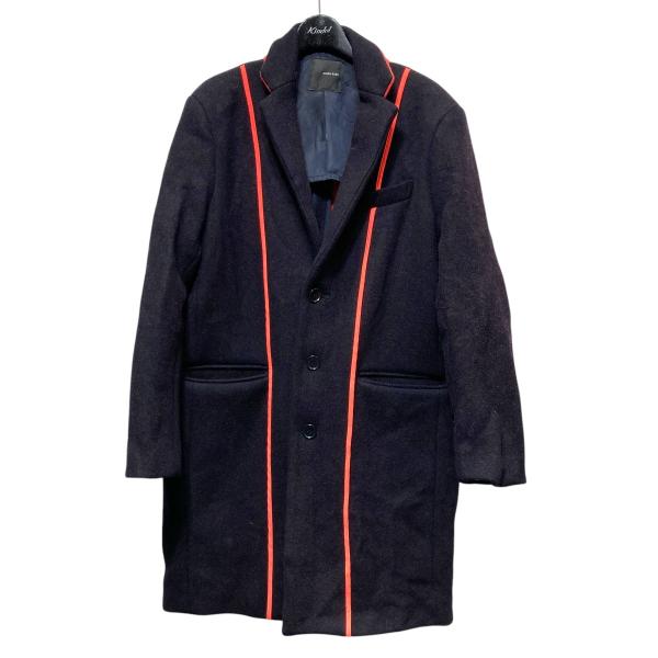 ヨシオクボ yoshio kuboチェスターコート YK15516【ランク】「中古品・比較的綺麗な商品」【詳細説明】ヨシオクボのチェスターコート YK15516です。【M/L/U】メンズ【表記サイズ】1【詳細サイズ】着丈：約87ｃｍ肩幅：約...