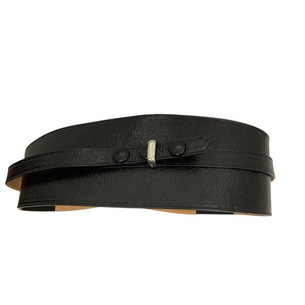 イザベルマラン ISABEL MARANTワイドレザーベルト【ランク】「中古品・比較的綺麗な商品」【詳細説明】イザベルマランのワイドレザーベルトです。【M/L/U】レディース【表記サイズ】M【詳細サイズ】全長：約165ｃｍ最大幅　：約10ｃ...