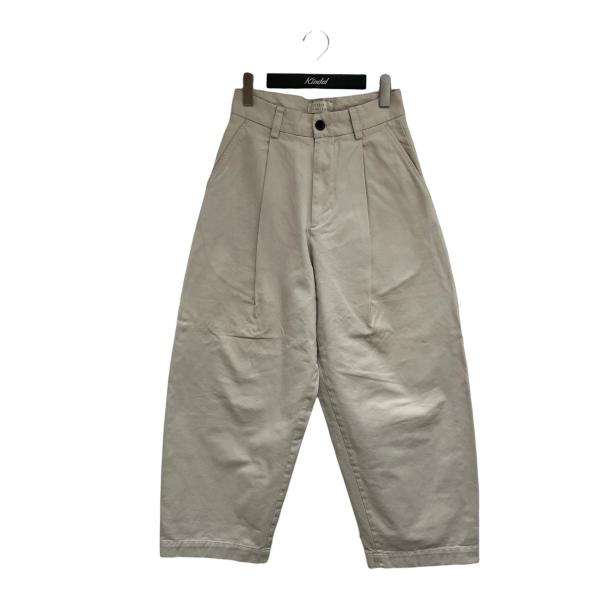 スタジオニコルソン STUDIO NICHOLSONBRIDGES RAISED COTTON TWILL ワイドテーパードタックパンツ SNM-132【ランク】「中古品・比較的綺麗な商品」【詳細説明】スタジオニコルソンのBRIDGES R...