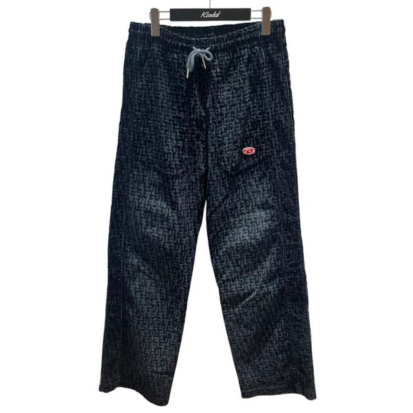 ディーゼル DIESELD-MARTIANS-NE 総ロゴデザイン ベロアイージーパンツ A03924【ランク】「中古品・比較的綺麗な商品」【詳細説明】ディーゼルのD-MARTIANS-NE 総ロゴデザイン ベロアイージーパンツ A0392...