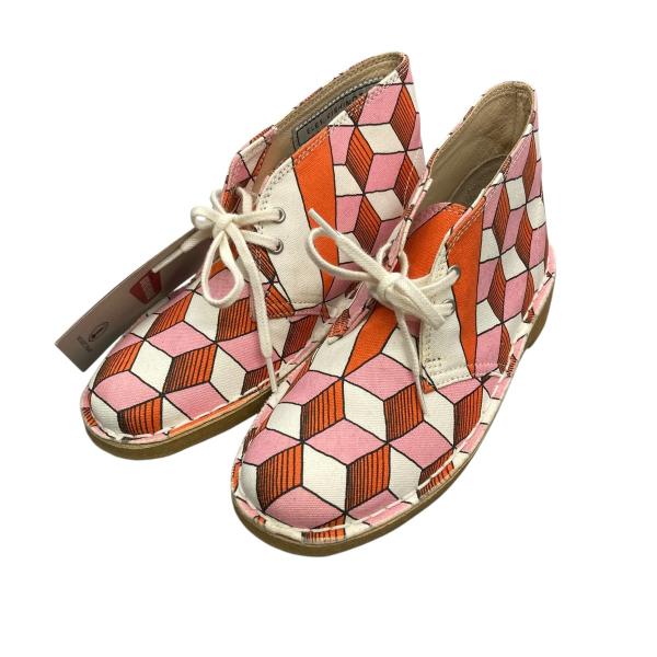 クラークス CLARKS×ELEY KISHIMOTOスニーカー 13292【ランク】「新古品・タグ付きや未使用に近いUSED品」【詳細説明】クラークスのスニーカー 13292です。【M/L/U】レディース【表記サイズ】35 1/2【詳細サ...