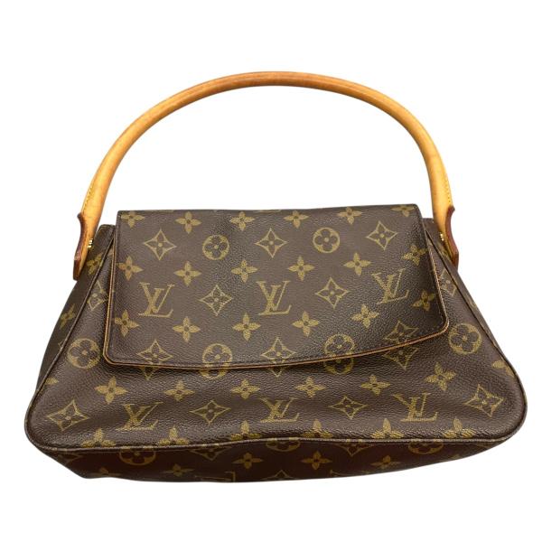ルイヴィトン LOUIS VUITTONミニルーピング ショルダーバック M51147【ランク】「中古品・比較的綺麗な商品」【詳細説明】ルイヴィトンのミニルーピング ショルダーバック M51147です。【M/L/U】レディース【詳細サイズ】...
