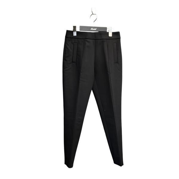 トムフォード TOM FORDスラックス PA1960 T11976【ランク】「中古品・比較的綺麗な商品」【詳細説明】トムフォードのスラックス PA1960 T11976です。【M/L/U】レディース【表記サイズ】38【詳細サイズ】ウエスト...