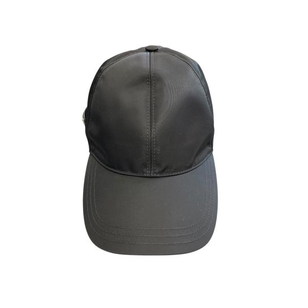 プラダ PRADAキャップ 2HC274 2DMI【ランク】「中古品・比較的綺麗な商品」【詳細説明】プラダのキャップ 2HC274 2DMIです。【M/L/U】メンズ【表記サイズ】M【詳細サイズ】つば：約7ｃｍ【付属品】なし【ダメージ】少々...