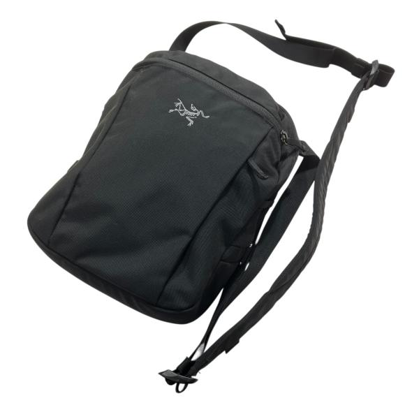 アークテリクス ARC’TERYXARC’TERYX SLINGBLADE 4 SHOULDER BAG ショルダーバッグ 17173【ランク】「中古品・比較的綺麗な商品」【詳細説明】アークテリクスのARC’TERYX SLINGBLADE...