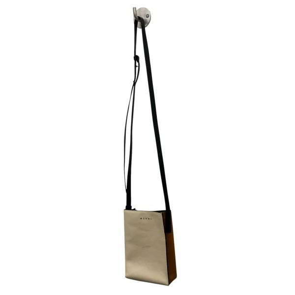 マルニ MARNI【MUSEO SOFT】 ショルダーバッグ SBMQ0040Q0【ランク】「中古品・汚れ、ダメージのある商品」【詳細説明】マルニの【MUSEO SOFT】 ショルダーバッグ SBMQ0040Q0です。【M/L/U】ユニセッ...