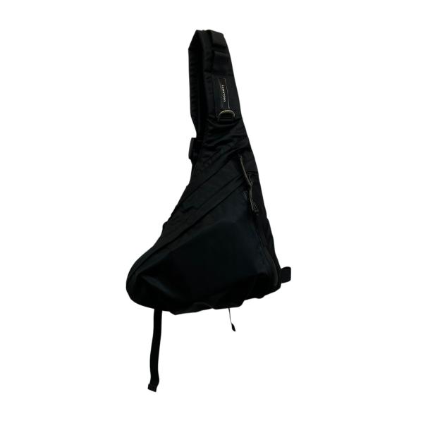 サブレーション SUBLATIONSTRIANGLE SLING BAG S ．12 ショルダーバッグ【ランク】「中古品・比較的綺麗な商品」【詳細説明】サブレーションのTRIANGLE SLING BAG S ．12 ショルダーバッグです。...