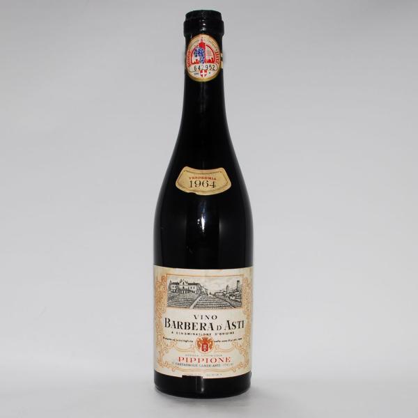 稀少！！ピエモンテ土着品種バルベーラ！！秀逸1964年ヴィンテージワイン！！産地：イタリア　ピエモンテ州詳細：Pippione（ピッピオーネ）　赤　750mlきわめて壮健で寒さに強くピエモンテ州の土着品種の中ではシンデレラのような存在と言わ...