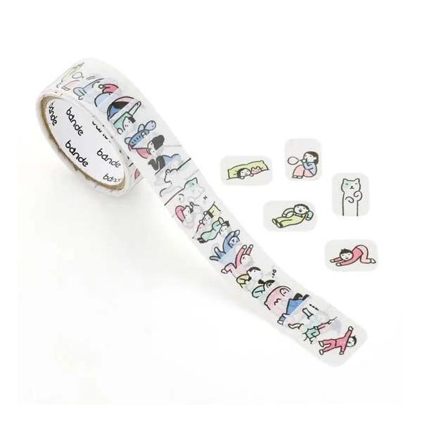 見た目はロールテープのようだけど、引き出して1枚ずつめくって使えるちょっとおもしろいカタチ。シール台紙のない「1枚ずつめくれる」ロールステッカーです。めくるたびどんな絵柄がでてくるのか、ワクワクしながら楽しめるbandeならではの形状、じま...