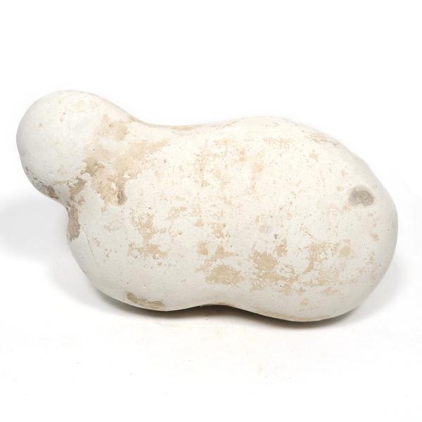 メニライト(珪乳石)の標本。不純物を含み不透明なオパールの変種です。スペインはカスティーリャ＝ラ・マンチャ州、アルバセテ産。日本では「仏石」「こぶり石」「フェアリーオパール」の別名を持つ他、欧米の一部では「Goddess Stone(女神の...