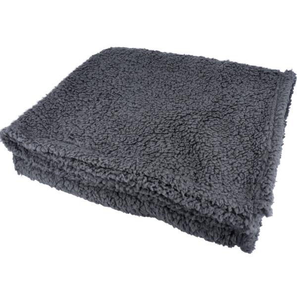やわらかなシープタッチに包まれるふわふわひざ掛け。ずっと触っていたい肌触り。●自宅で洗濯可能♪●サイズ：約100×140cm。