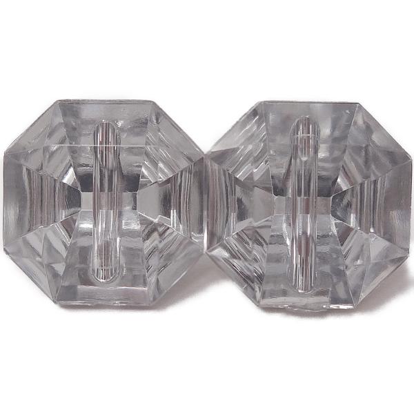 【当日出荷商品】<br>サイズ 1.3×1.3cm_4個入り色 クリスタルとても珍しいクリスタルのビジューボタンです。リメイク予定の衣服のボタンを、この「ビジューボタン」に付け替える形でリメイクに使用して下さい。ボタンを替えるだ...