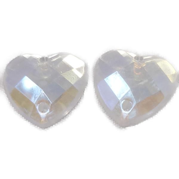 【当日出荷商品】<br>サイズ  1.0×1.0cm_15個入り色 クリスタルAB（オーロラ）クリスタルAB（オーロラ）のビジュー（アクリルビーズ ラインストーン）です。両脇に穴が２つ空いていますので、こちらから縫いつける形でリ...