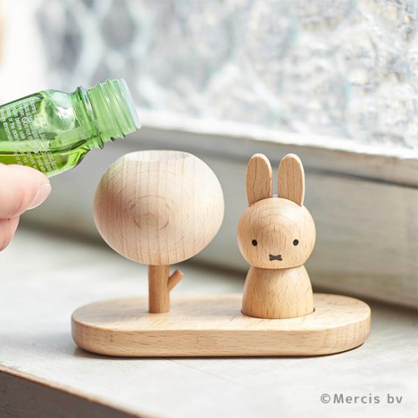 ミッフィー アロマウッドベースmiffy ミッフィーちゃん グッズ アロマディフューザー アロマグッズ 香り アロマ 拡散 リラックス リフレッシュ デスク周り 卓上 オフィス 自宅 仕事デスク火も電気も不要！木製アロマディフューザー。ミッ...