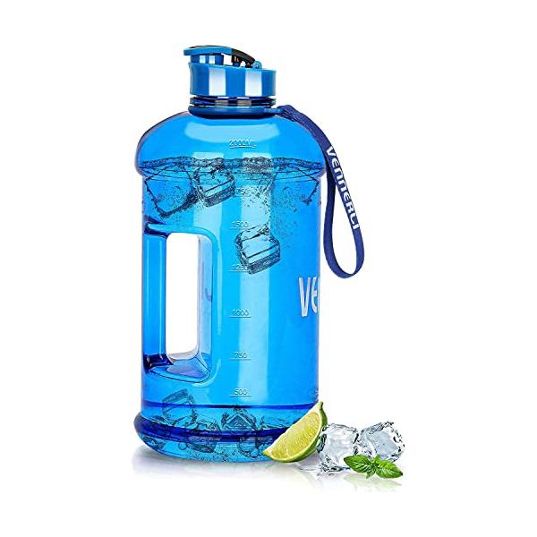 ブルー/2200 ml/-・Color:ブルー・??大容量・楽な確認平均的な1日の水分補給のニーズを満たし、水分摂取量をしっかりと確認することがなスポーツ用のウォーターボトル2.2L。 半透明のボトルの測定目盛りで、水位をすぐに把握すること...