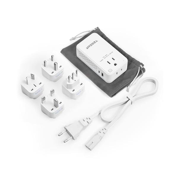 -/-/TUS-9・変圧器 220V→100V対応海外の240V・230V・220Vを日本の100-120Vに変換できるので、イギリス、ヨーロッパ、オーストラリア、イタリア、インドなどへの海外旅行に便利な変圧器です。入力電圧は100-240...