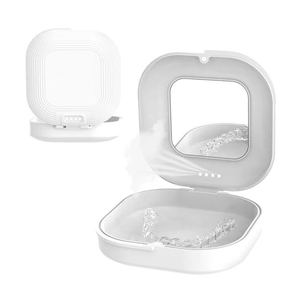 ホワイト/シンプルケース/XL-0065・Color:ホワイトSize:シンプルケース・パッケージ個数:1・直径約8.6cm、高さ約2.8cmのこのスリムで軽量なリテーナーケースは、持ち運びに便利です。鞄やランチボックス、ポケットにもすっき...