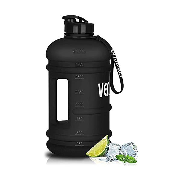 マットブラック/2200 ml/-・Color:マットブラック・??大容量・楽な確認平均的な1日の水分補給のニーズを満たし、水分摂取量をしっかりと確認することがなスポーツ用のウォーターボトル2.2L。 半透明のボトルの測定目盛りで、水位をす...