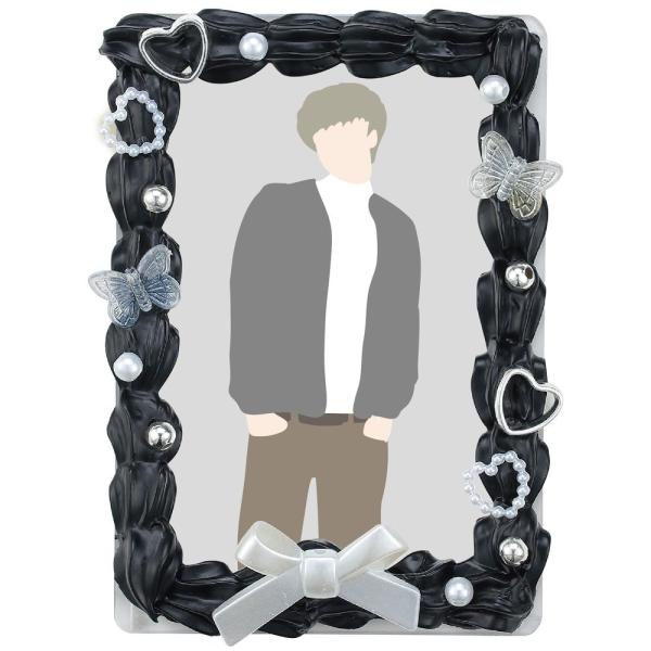 ふわっとホイップでデコる！自分だけのトレカケースを作ろう！　　ふわふわのホイップと6種類のキラキラデコパーツがセットになった、楽しくカスタマイズできるトレカケースキットです。ホイップで立体感をプラスして、まるでスイーツのような仕上がりに！付...