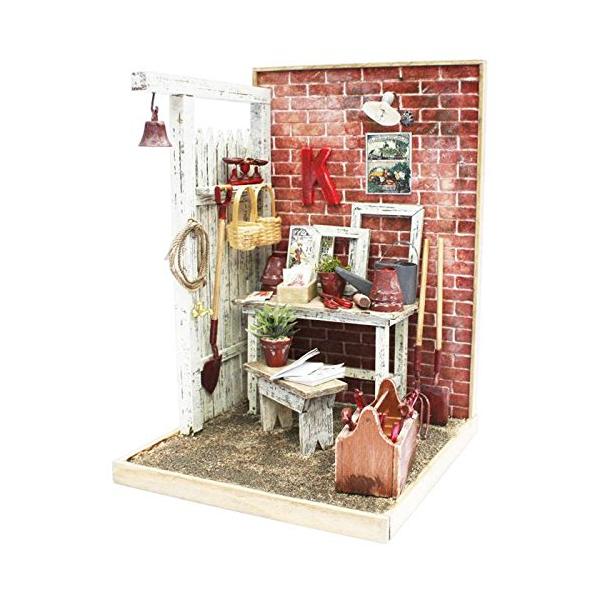 【商品名：ビリーの手作りドールハウスキット 小島隆雄デザインミニチュアワークスキット ナチュラルガーデニングスタイル 組み立て工作模型 ミニチュア 手芸】　●ミニチュアキット●粘土細工●小島孝雄プロフィール●店舗設計、施工の仕事の傍ら、趣味...