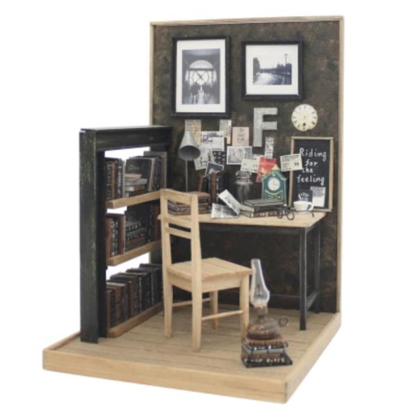 ●完成サイズ：Ｗ220×Ｄ130×Ｈ180 ※モニターの種類やパソコンの環境によって実際の商品の色と若干異なる場合がございます。小島隆雄デザインミニチュアワークスキット/ワークスペースインダストリアル ドールハウスの巨匠、小島隆雄氏プロデュ...